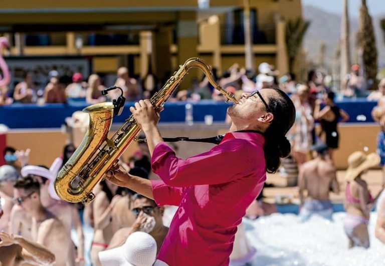 Riu Spring Break Pool Parties