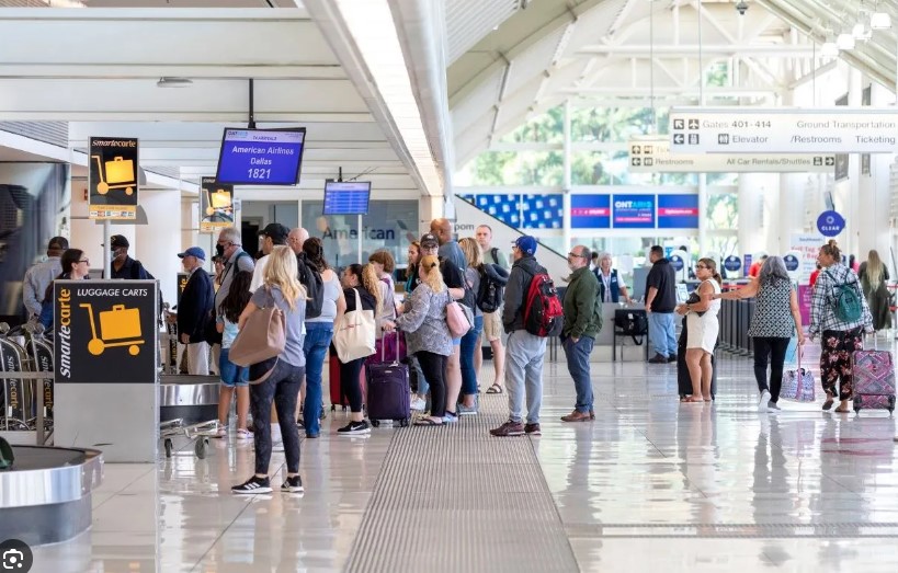 Spring Break Airport Layovers - STSTravel.com Blog