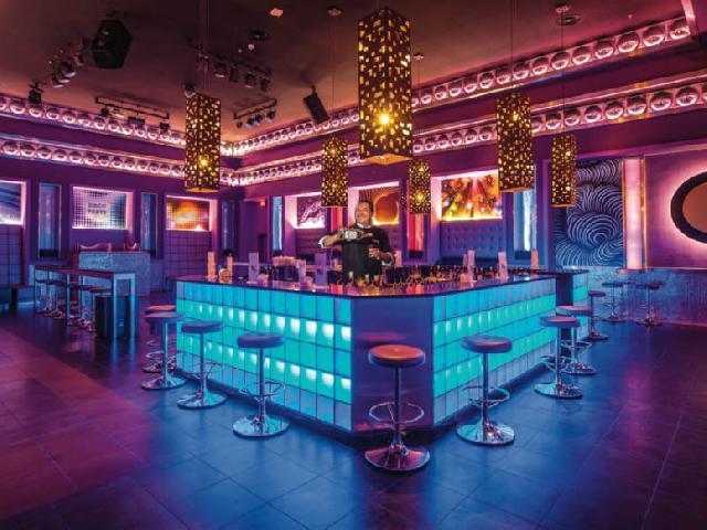 Hotel Riu Santa Fe - STS Travel Spring Break and Grad Trip Packages